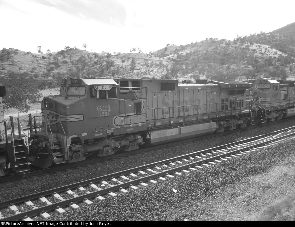 BNSF(ex-ATSF) C44-9W